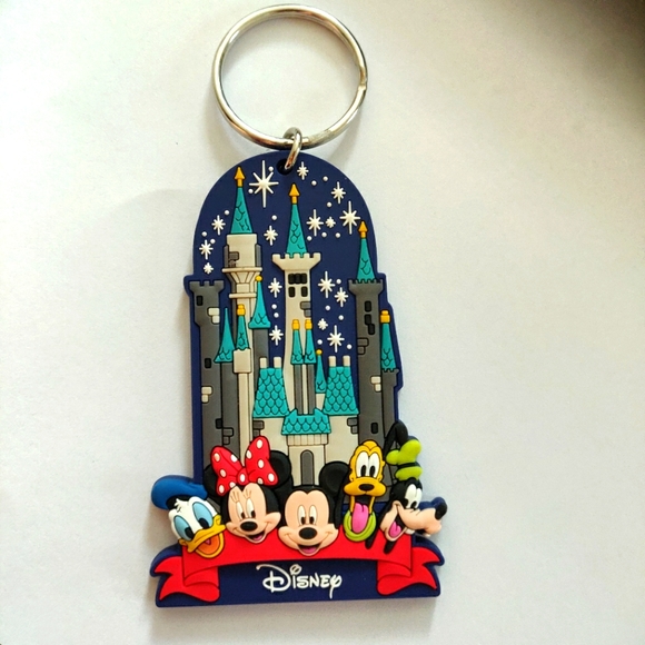 Disney | Accessories | Disney Park Castle Keychain | Poshmark